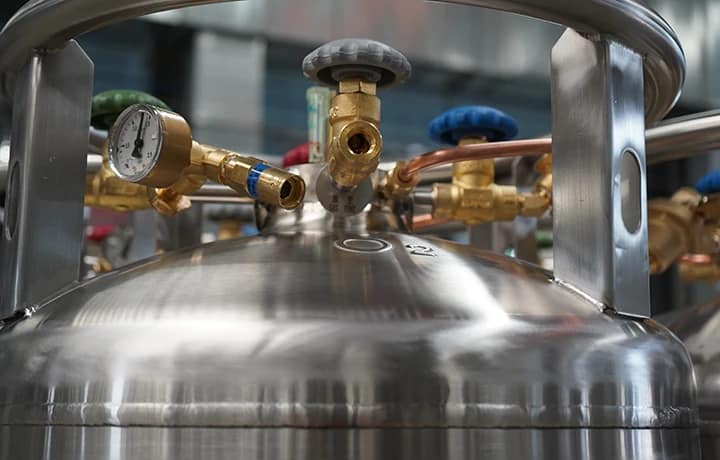 What are cryogenic vessels? – Selection & Maintenance Guide